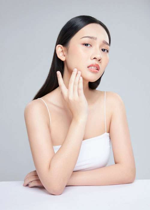Know How Sleeping In Makeup Can Affect Your Skin | SSBeauty